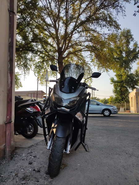 Skuter sotiladi n max 1200$