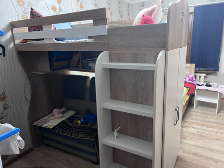 Продается детская кровать.В хорошем состоянии.