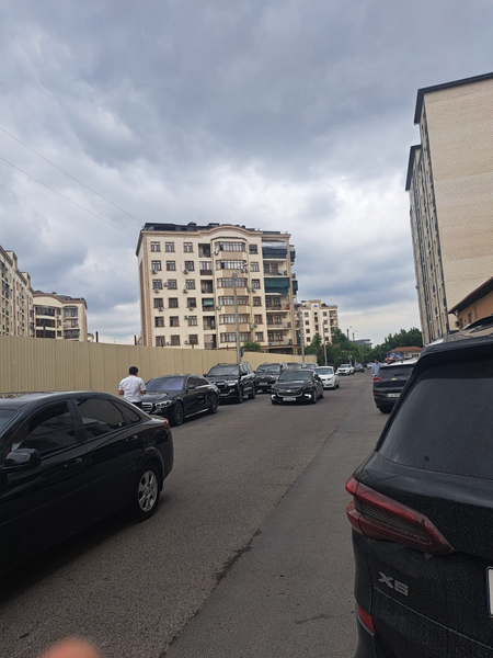 Своя Нежилое Сагбон Новостройка 880м2/1/4+падвал 830000уе