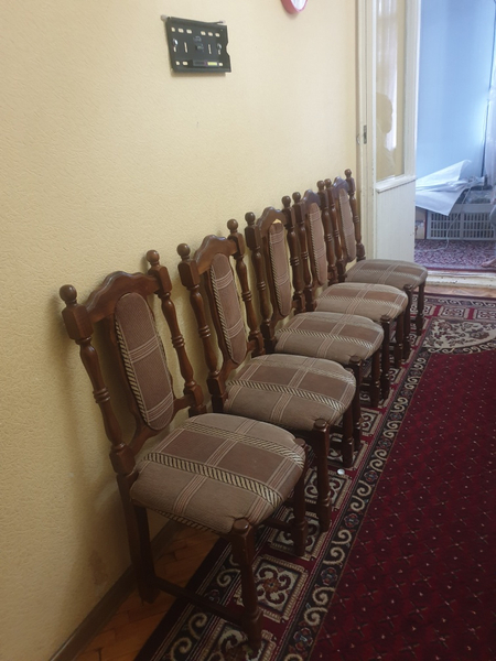 Стул холатти уртачв