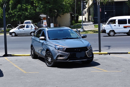 Lada Vesta sw cross Фантом