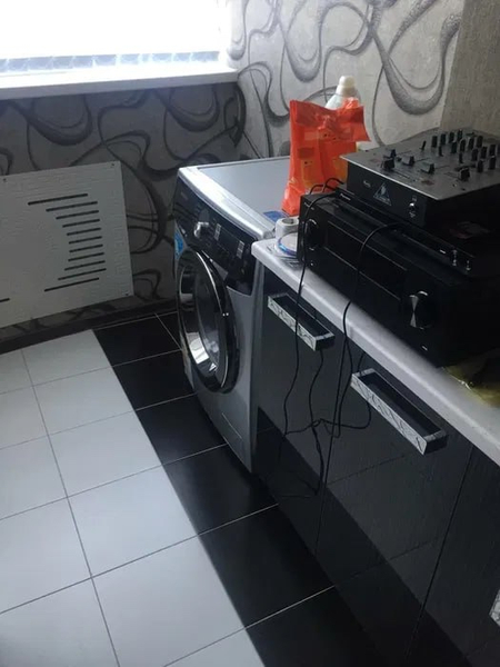 Нукусская 1в2комнат 6этаж площадь 45м2