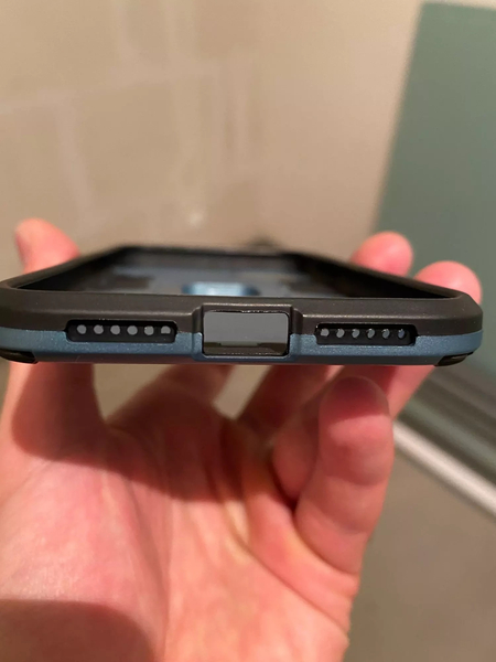 Противоударный чехол на iphone 11