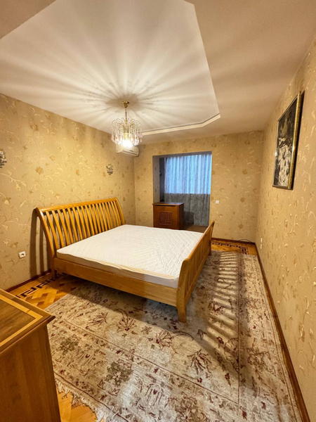 Сдаётся в аренду Дружбы народов  квартира 3- КОМ