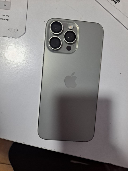 iPhone 15 Pro Max