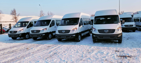 17 ва 21  Уриндиклик JAC SUNRAY микроавтобус