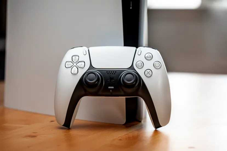 ПРОДАМ PlayStation 5 Digital (825GB) Всё оригинал, Практический НОВОЕ.