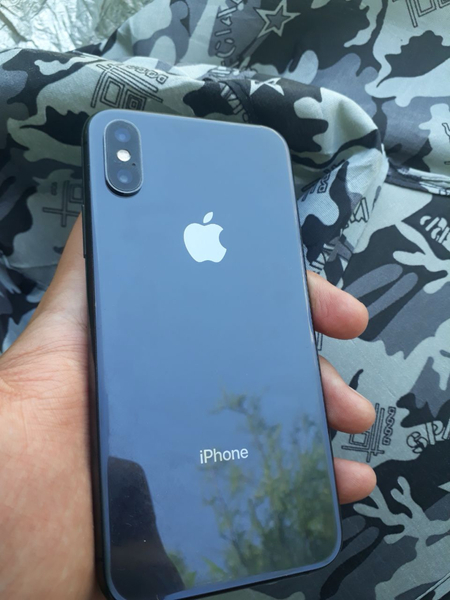 Iphone xs LL/A Hamma narsasi rodnoy