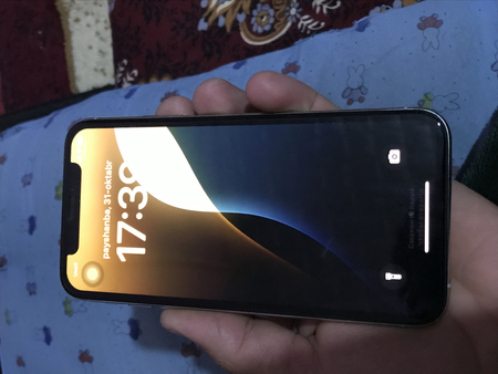 Iphone Xs ideal.