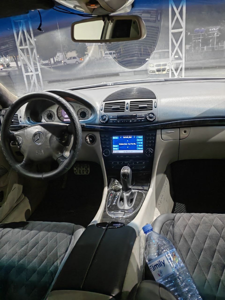 W211 sotiladi 2004 yil