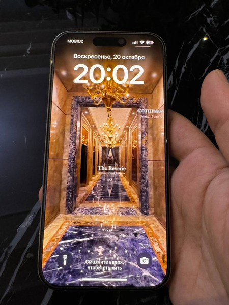 Продаю Iphone 15 pro 128