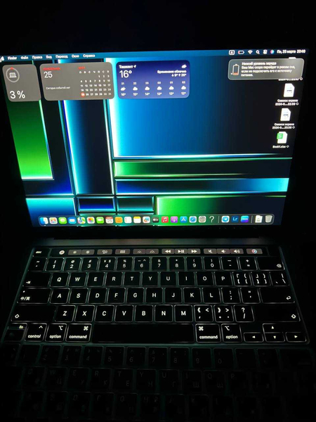 Macbook Pro M2 silver 13 dyum full sotiladi. Holati ideal Obmen bor