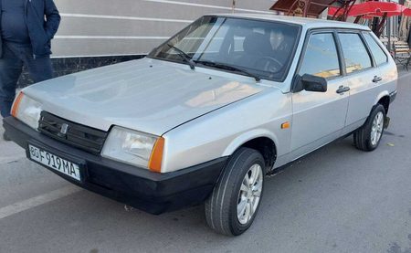 Ваз 2109 Срочно сотилади