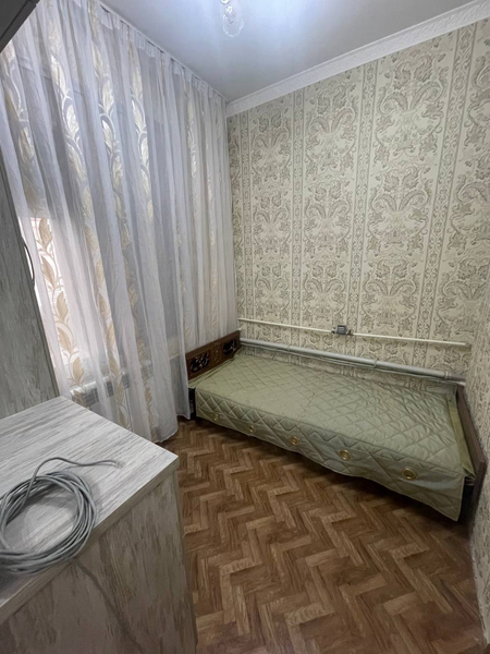 Продаётся - 1в2/4/4 на Чиланзаре 19 квартал