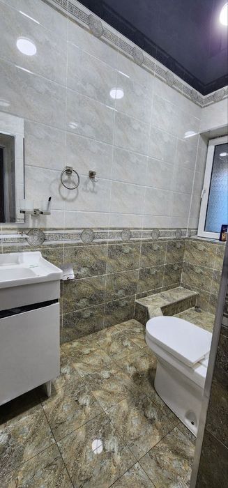 Алишеробод Продается квартира 3/1/3