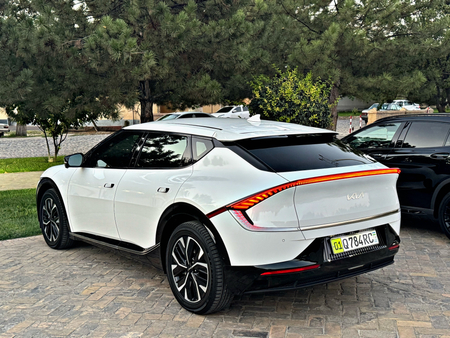 Srochno Kia EV 6 Dual Motor Gt sport