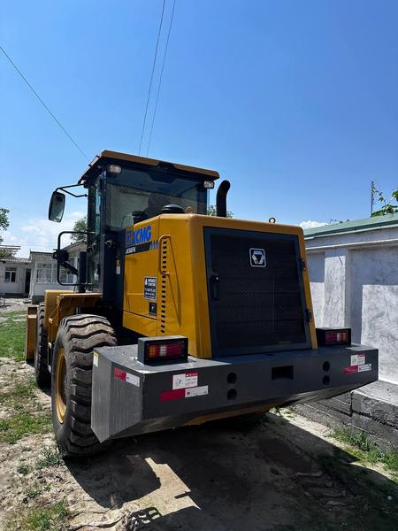 Pogruzchik sotiladi 1.8 kub