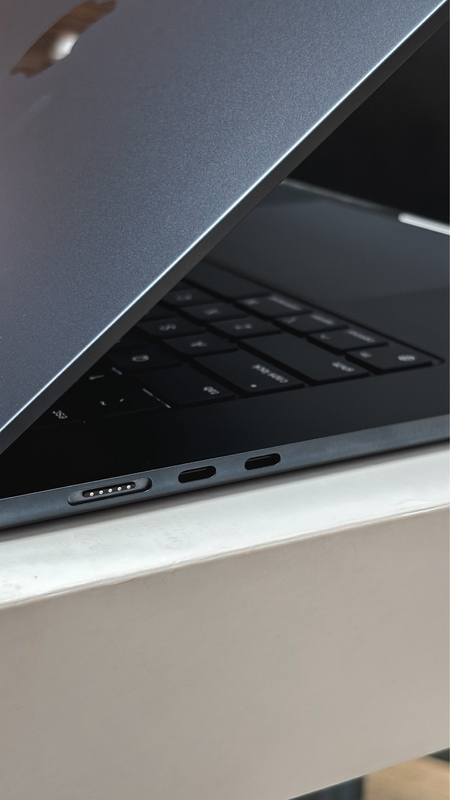MacBook Air M2 15,3inch 8/512Gb 17cycle 100%