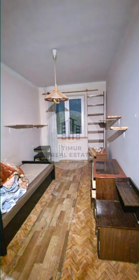Продается квартира 2/4/5 на Максима Горького. 50м2