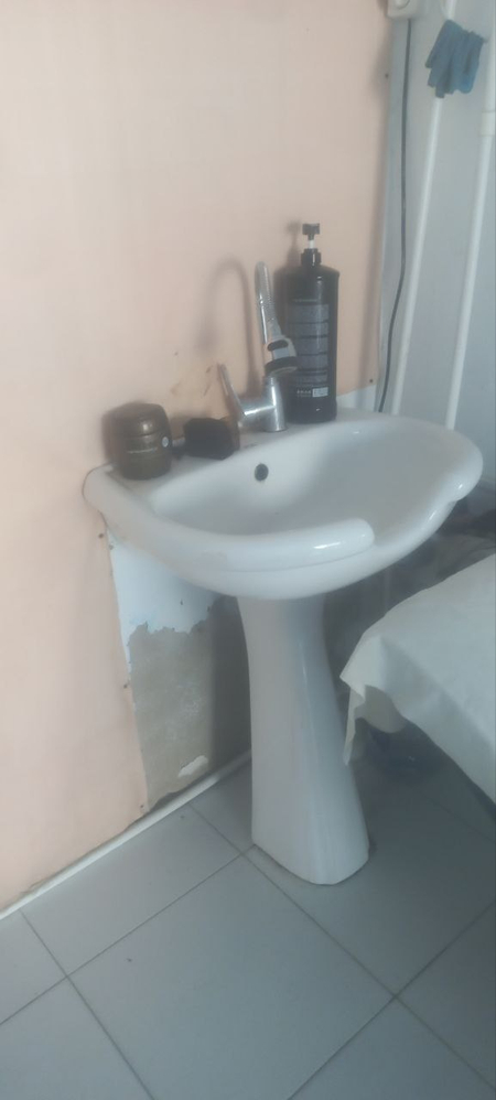 Salon jihozlari sotiladi