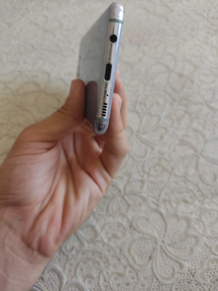 Samsung s8 plus holati 7/10