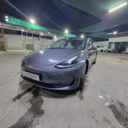 Tesla Model 3 Long Range