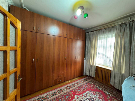 4х комнатная продам / Госпитальный массив / 328 школа ориентир
