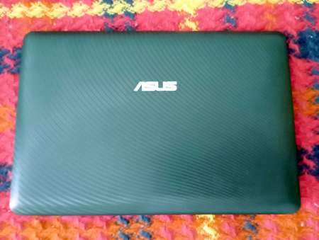 Продается нетбук Asus