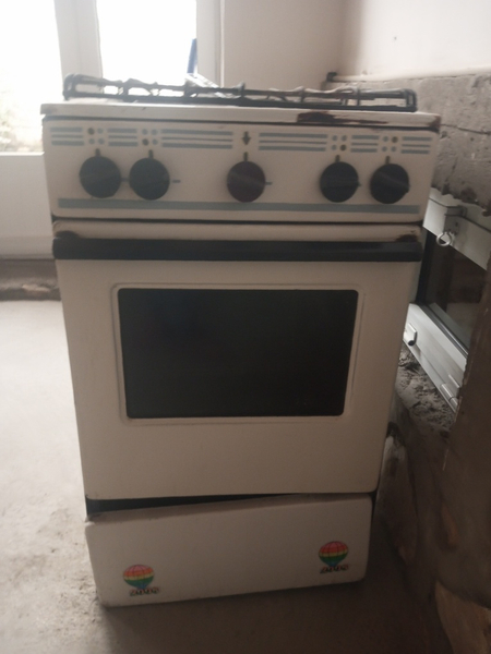 Gaz pilita rangi oq 4 talik