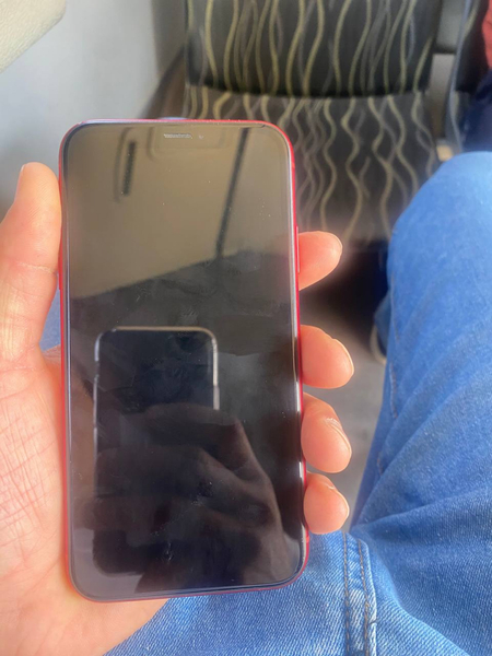 Iphone xr 128gb holati idial