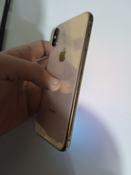 Iphone XS ideal  ishlashlari chotki