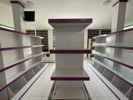 Продается прилавки для магазина