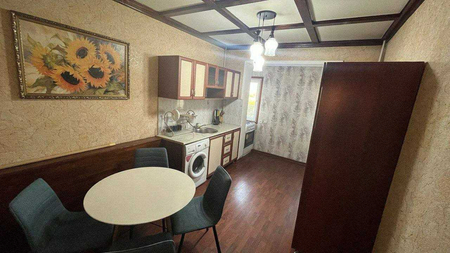 Продам квартиру 2/8/9, отдельный вход, Шота Руставели, магазин Bosch