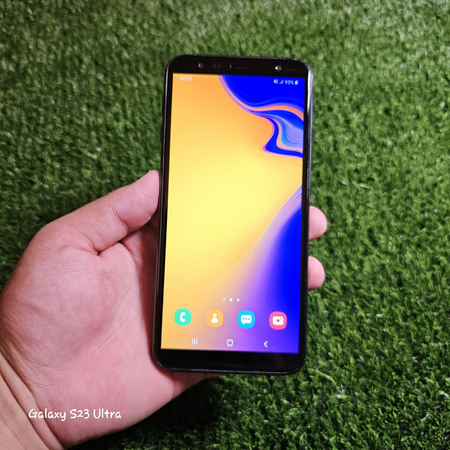Samsung J6+ sotiladi