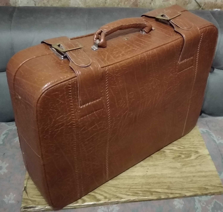 Продам Советский Кожанный Чемодан (СССР) 55x40x15см
