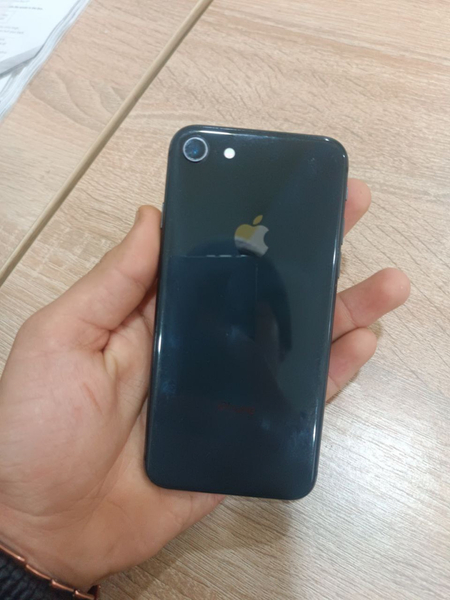 Iphone 8 Sotiladi hichqati alishmagan Yomkisi 84%