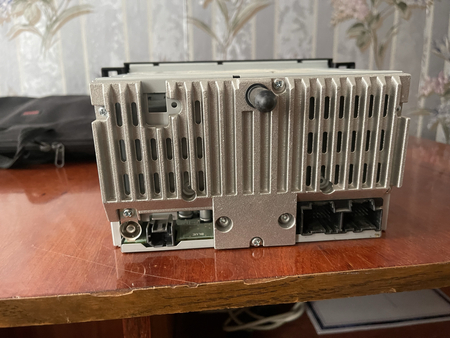 Продаю родную магнитолу нексия 3