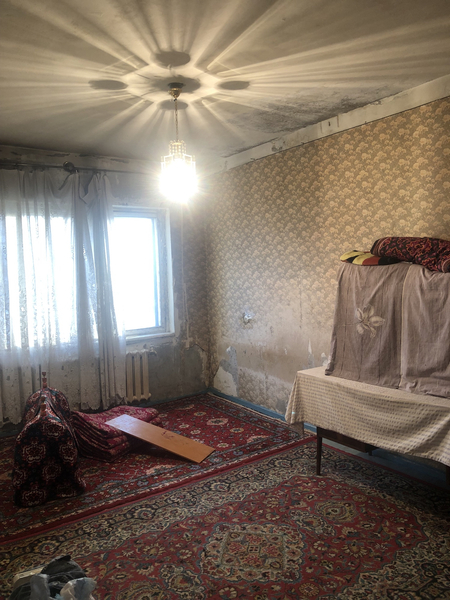 Продажа 3 ком кв. Балкон 2х6м. Массив Феруза