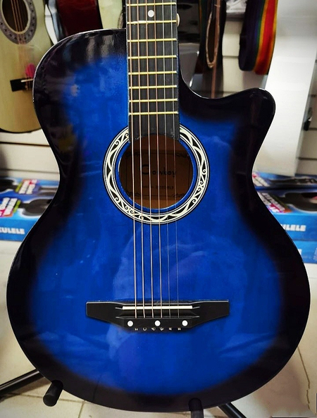 Gitara akustika Brendiviy
