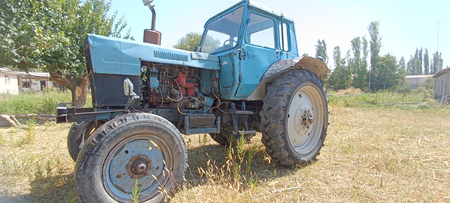 Belarus MTZ 80 Traktor Srochno sotiladi.