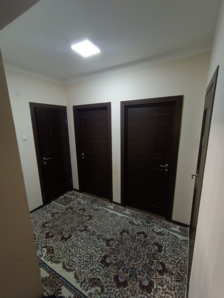 Yangihayot 1 etaj 3 xona 82kv