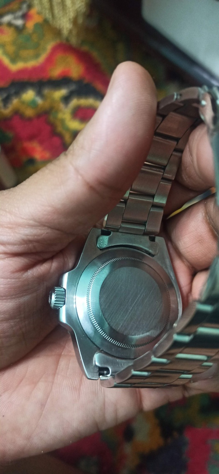 Rolex
Mexanika, ichidegi hamma funksiyasi ishlidi