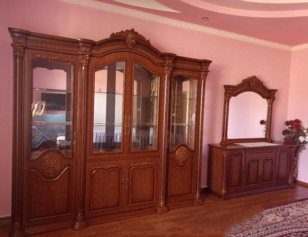 Продается мебель для гостинной, зала. Стенка, комод, 2шт сундука