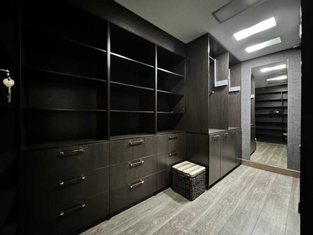 ЖК Elegant ул.Нукус ГорГАИ Глинка 3-комн 6/8 184 м² 2 с/у евроремонт