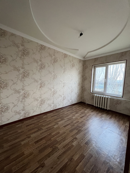 Срочно продается 3-х комн квартира в Куйлюк массив-1, 3/4/4