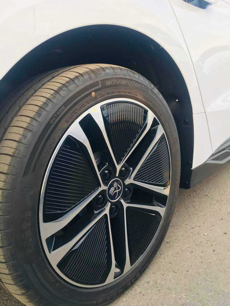 BYD HAN electro 715 km FWD muddatli Halol nasiya savdo