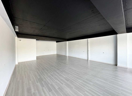 (Добрый) Yakkasaray City Mall, 185 м², 2 этажа, 1 линия