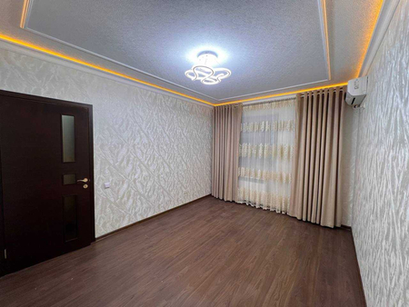 1х комнатная квартира на 1 этаже 30кв/м, в Самарканде