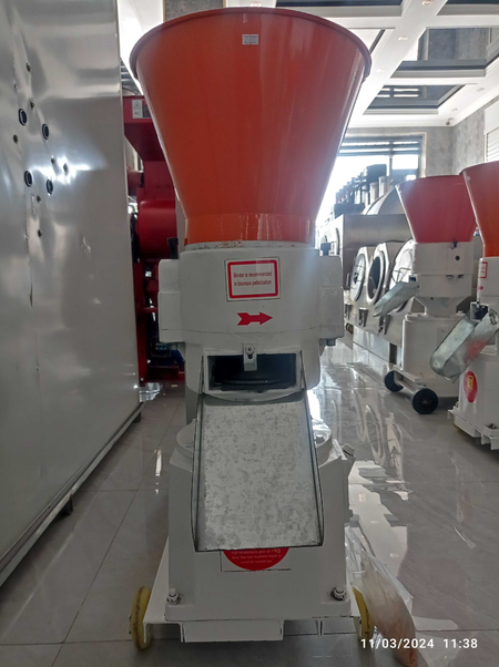 Kombikorm yem ishlab chiqarish uchun granulyator- 200-300 kg/soat