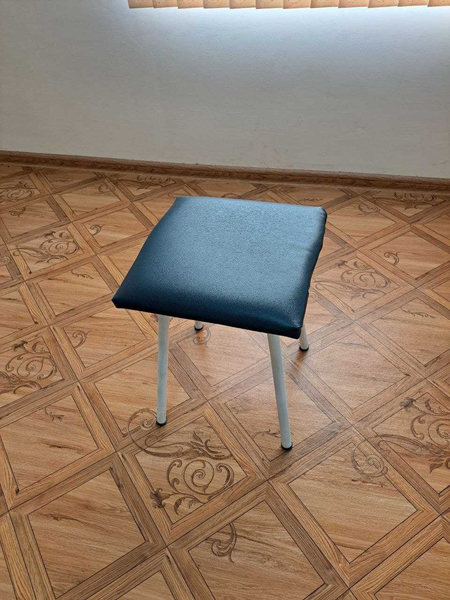Taburetka stul Taburetka stul